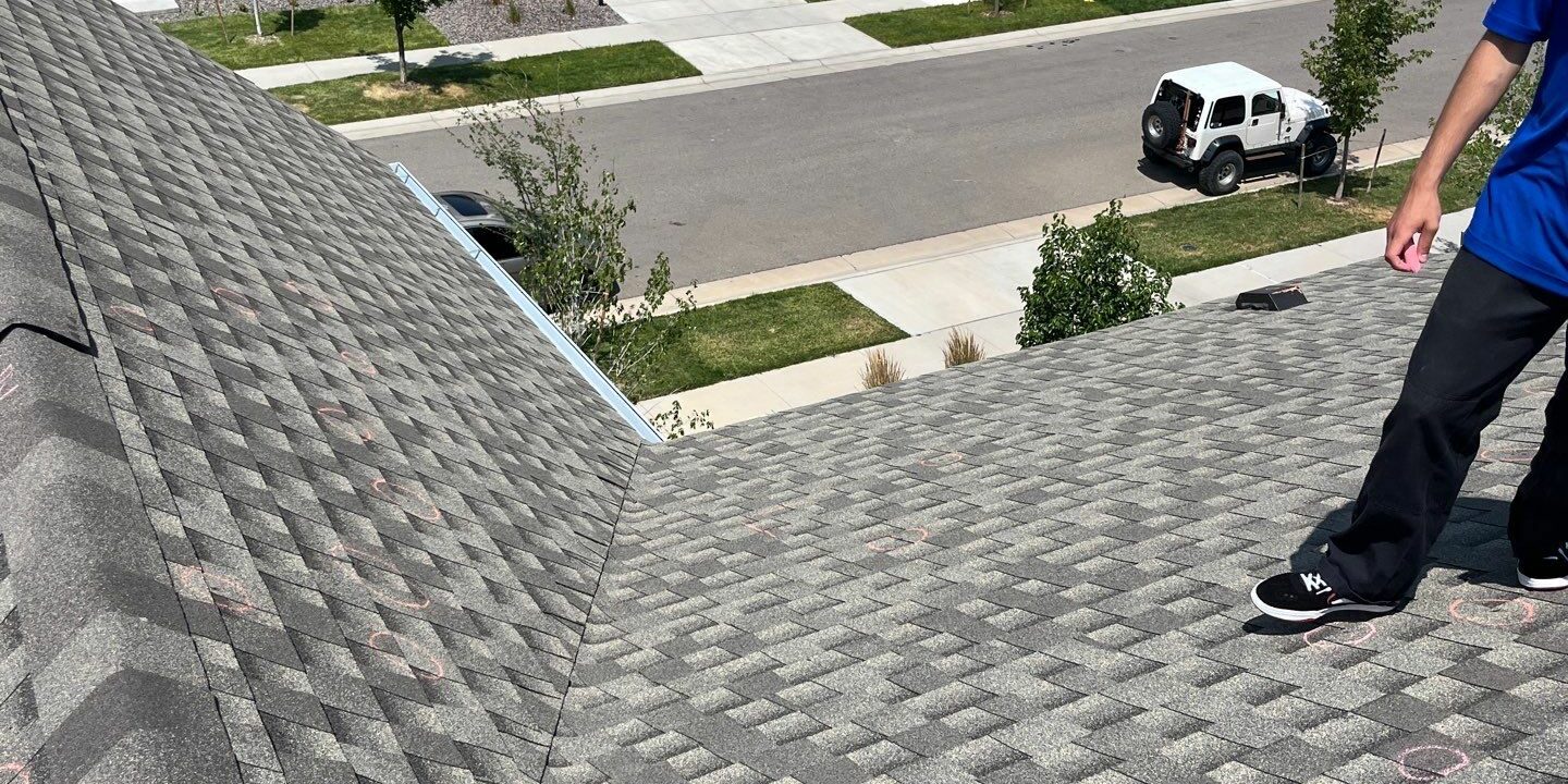 The Emergence of Composite Shingles in Modern Roof Design